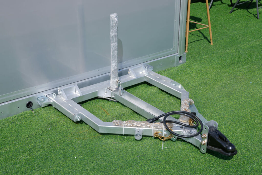 4 Ways the Good Trailer Foldable Tow Bar Will Improve Jobsite Safety